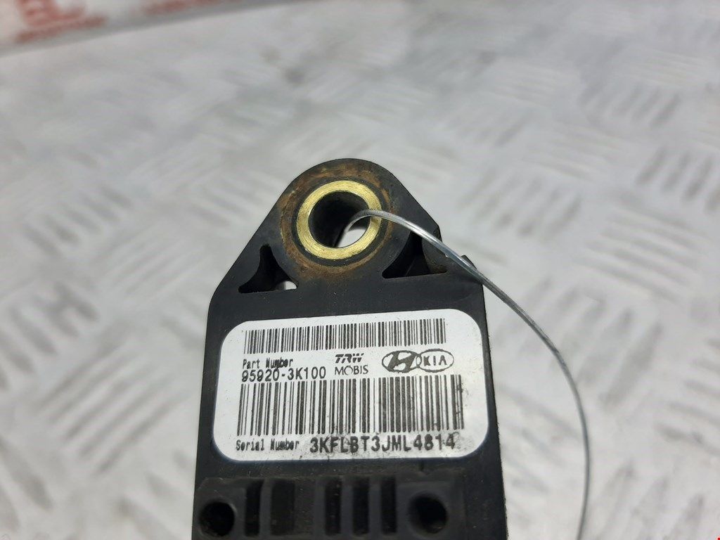 Датчик удара / 800598 3KFLBT3JML4814/959203K100 959202F100 для Hyundai Sonata 5 (с пробегом)