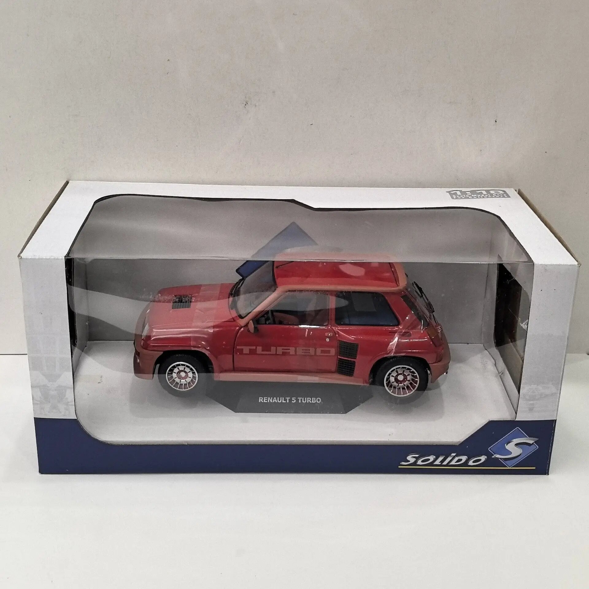 Модель автомобиля SOLIDO RENAULT 5 TURBO 1/18