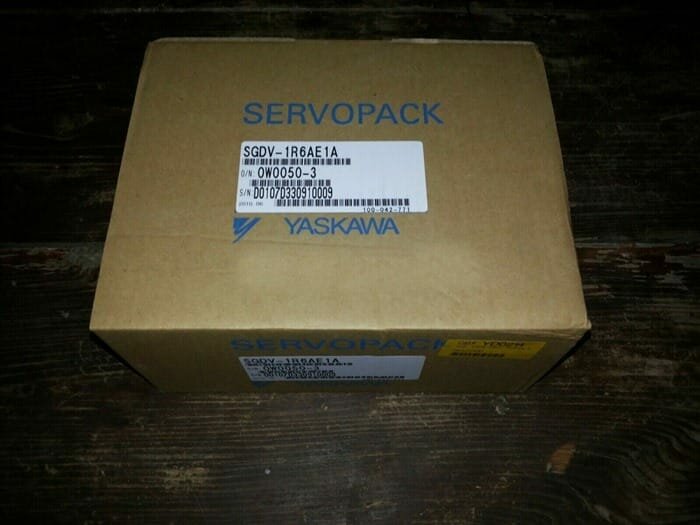 Модуль Yaskawa SGDV-1R6AE1A — фото 1