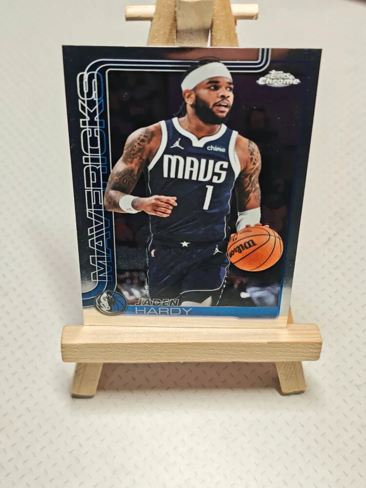 Коллекционные баскетбольные карточки Topps NBA, специальное издание.