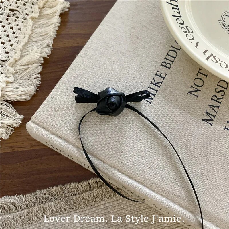 Резинка для волос из нейлона Black imitation leat