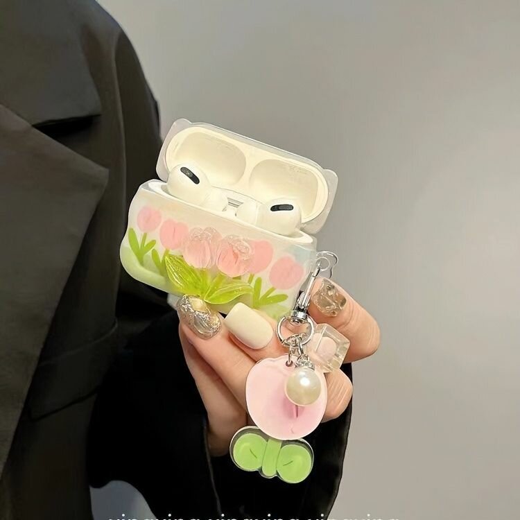 AirPods Pro3 чехол объемный с розовыми тюльпанами, цветочный брелок в комплекте