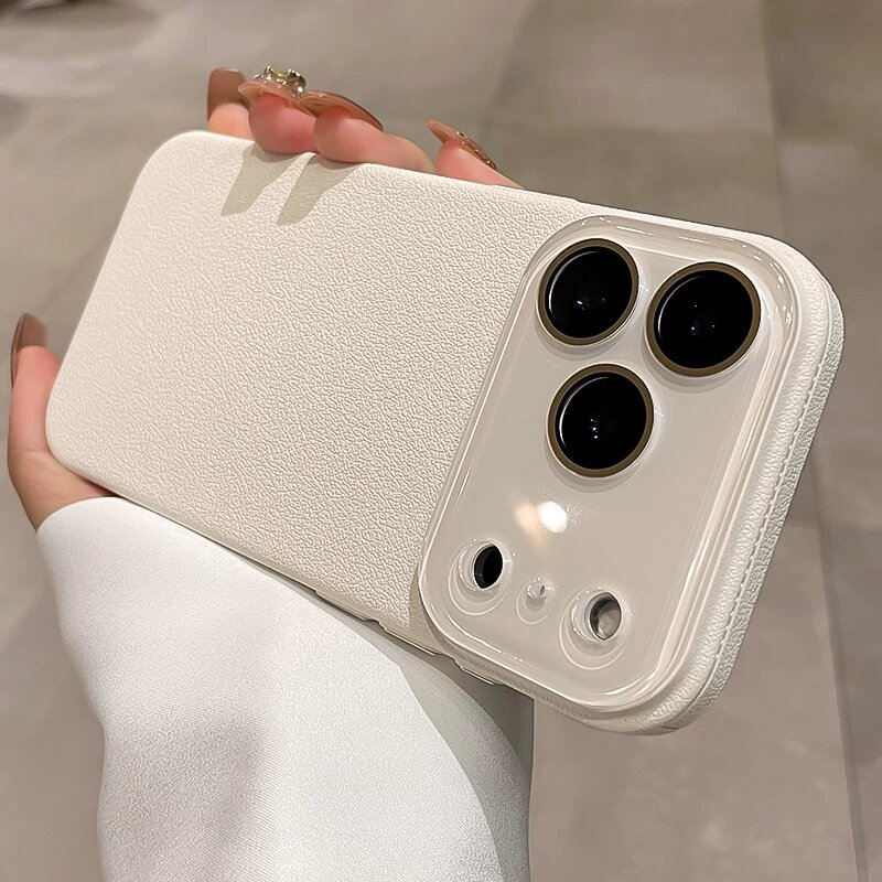 Чехол для iPhone 15 Pro Max в цвете Старинно-белый с кристаллической защитой объектива, текстурой личи и устойчивостью