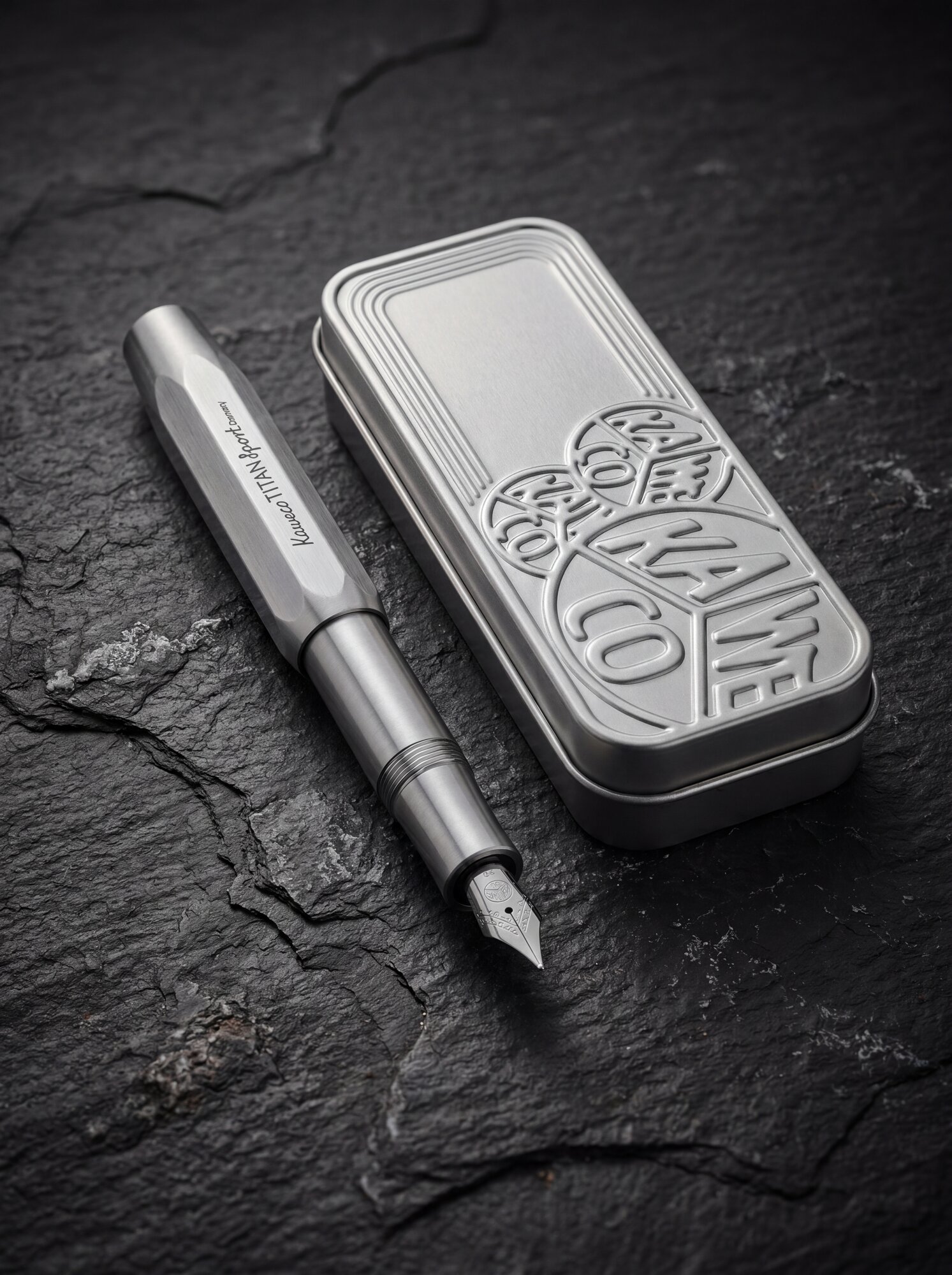 Ручка перьевая KAWECO TITAN Sport перо F в серебристом футляре, подарочный пакет