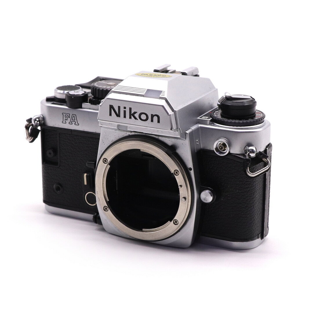 Зеркальная пленочная камера Nikon FA body (Japan)