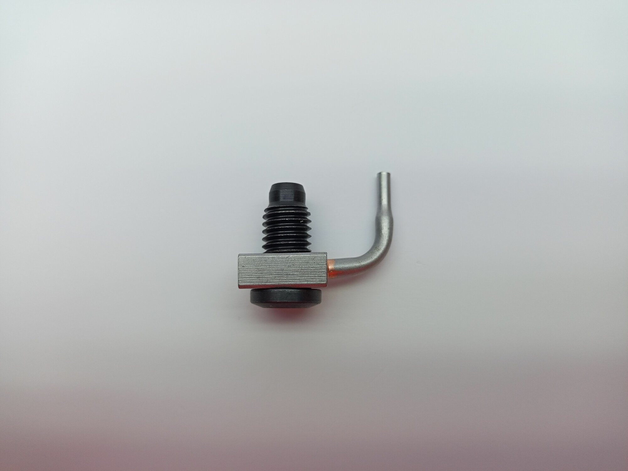 Новая форсунка масляная VW VAG 1.8 2.0 CDA CDN IMALE/IMLENG I01036007 06J103154B