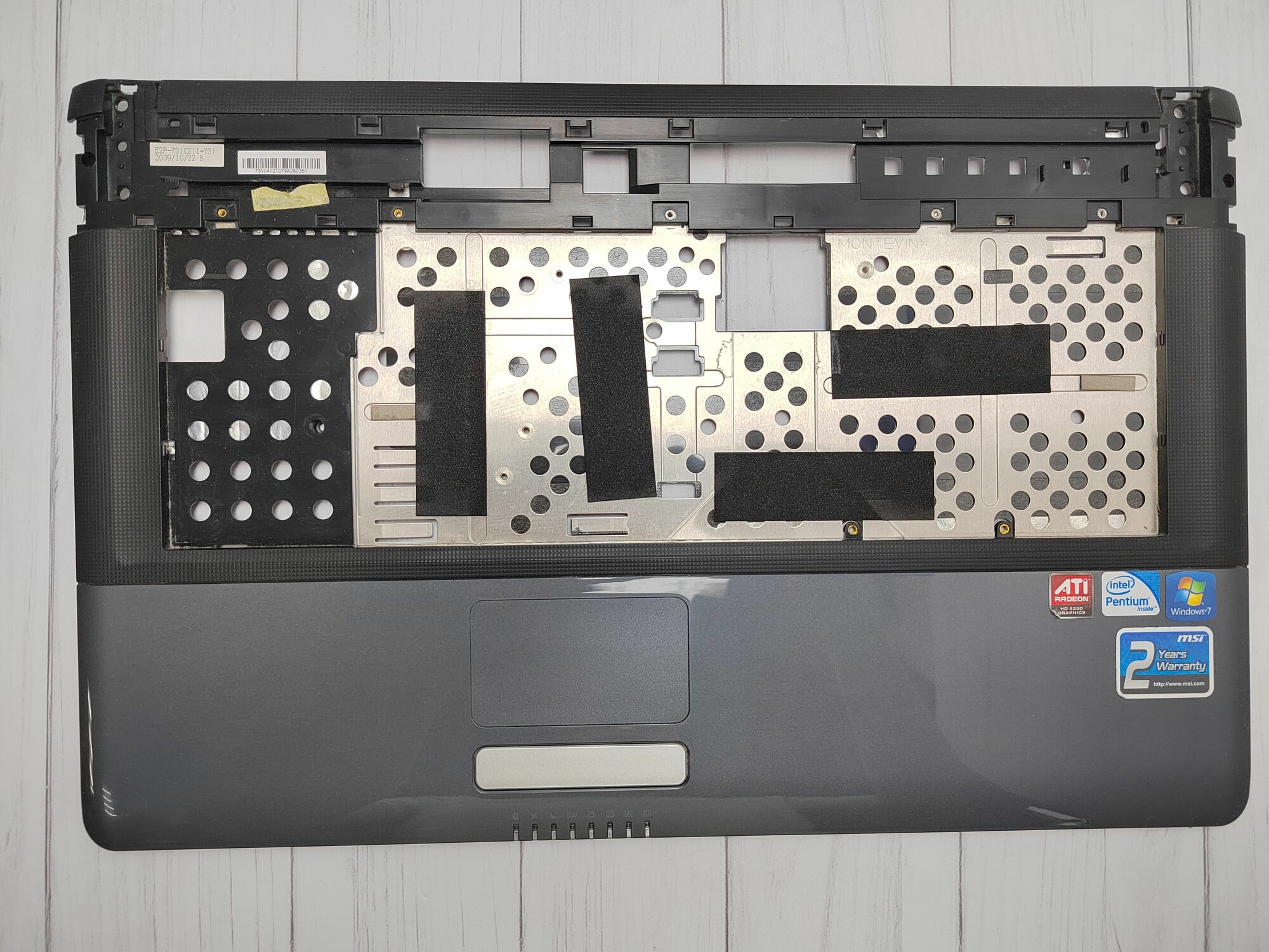 Верхняя часть ноутбука (топкейс)+ тачпад для ноутбука MSI CX700, MS-1731