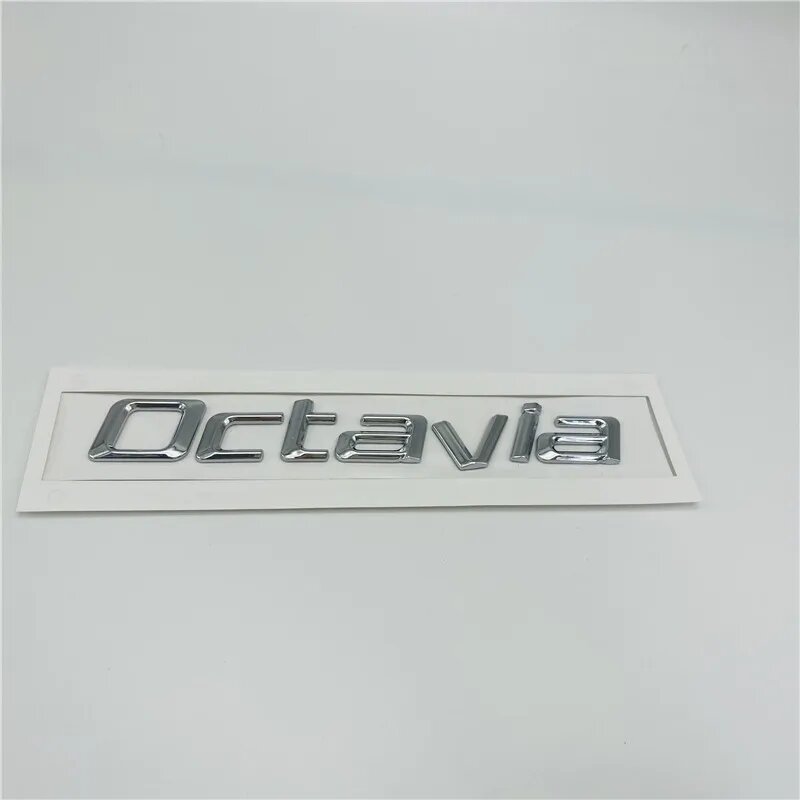 Эмблема Octavia small, серебристая