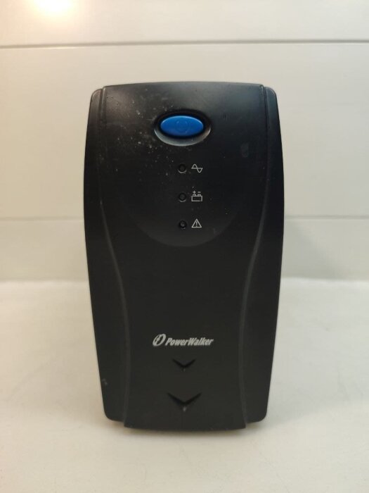 Источник бесперебойного питания PowerWalker 600va/360W VI600L черный