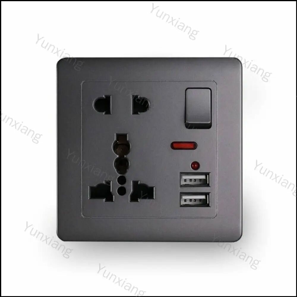 Панель с USB-разъемами