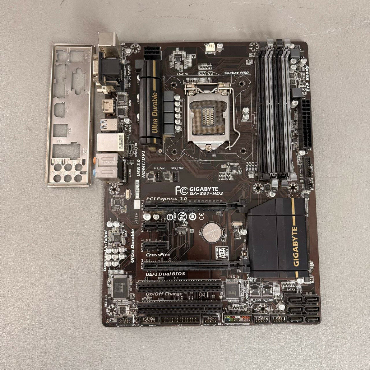 Материнская плата GIGABYTE GA-Z87-HD3