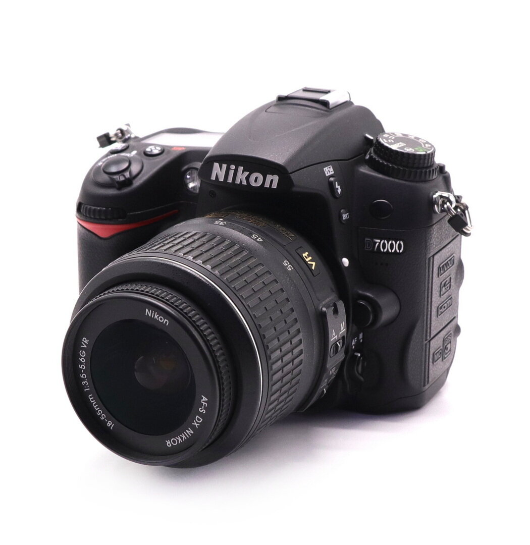 Камера Nikon D7000 kit (пробег 5100 кадров)