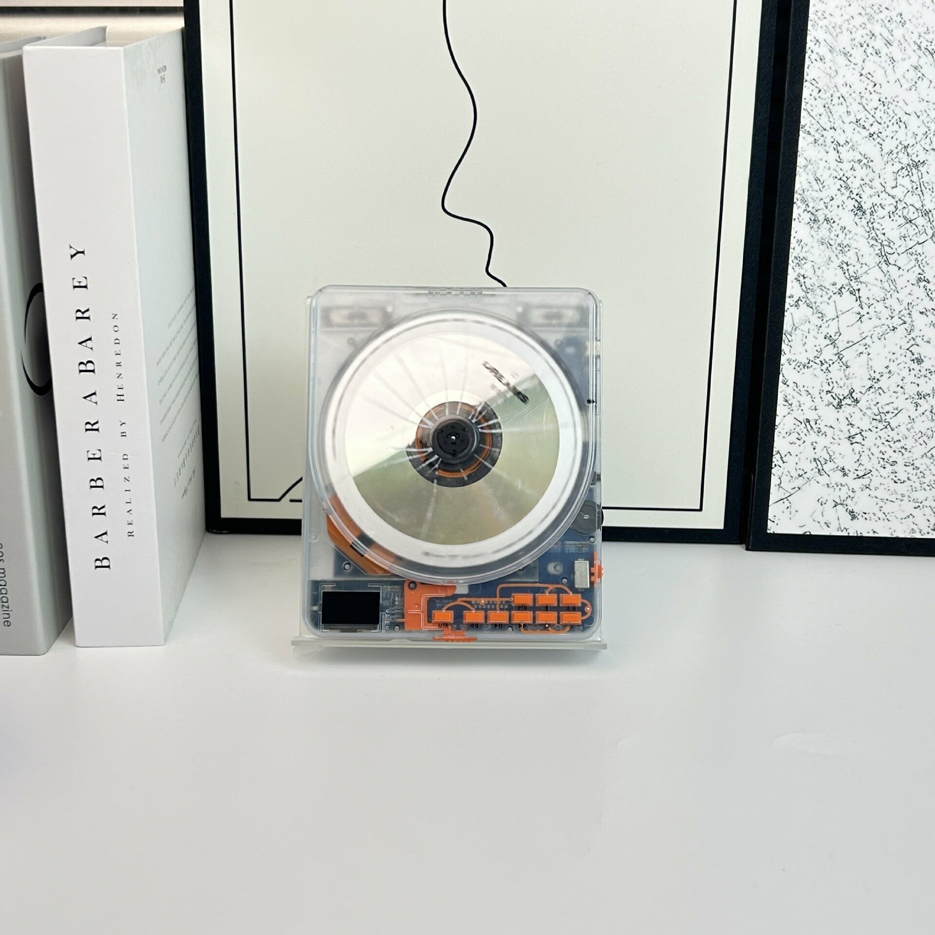 CD-проигрыватель CD-плеер портативный с Bluetooth, TF-картой, USB-C, аккумулятором и выходом для наушников