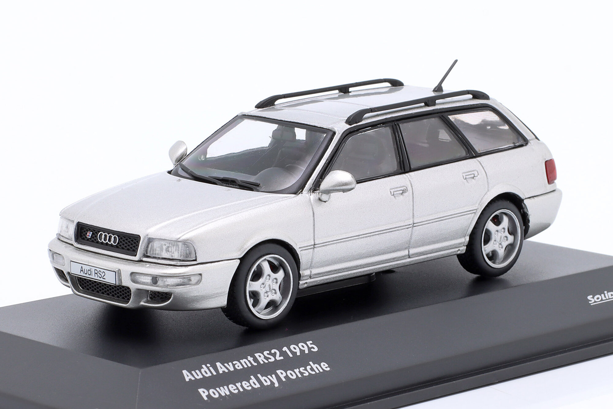 Модель коллекционная SOLIDO Audi rs 2 avant powered by porsche 1995 silver