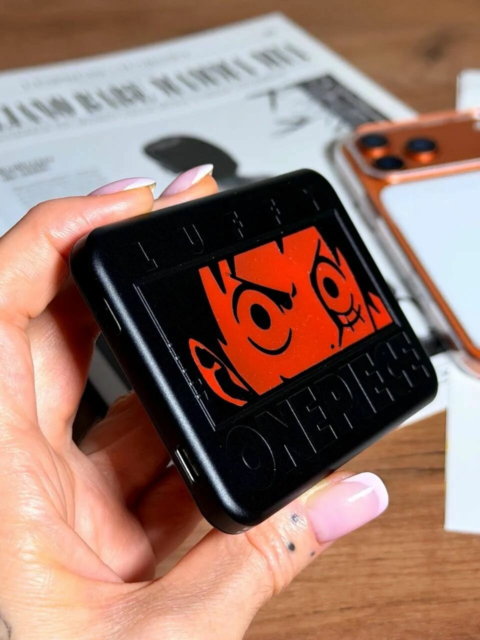 Ультратонкий внешний аккумулятор для iPhone 12 - 17 серии D, MOOSTER Magsafe D50 5000mAh / Черный с глазами
