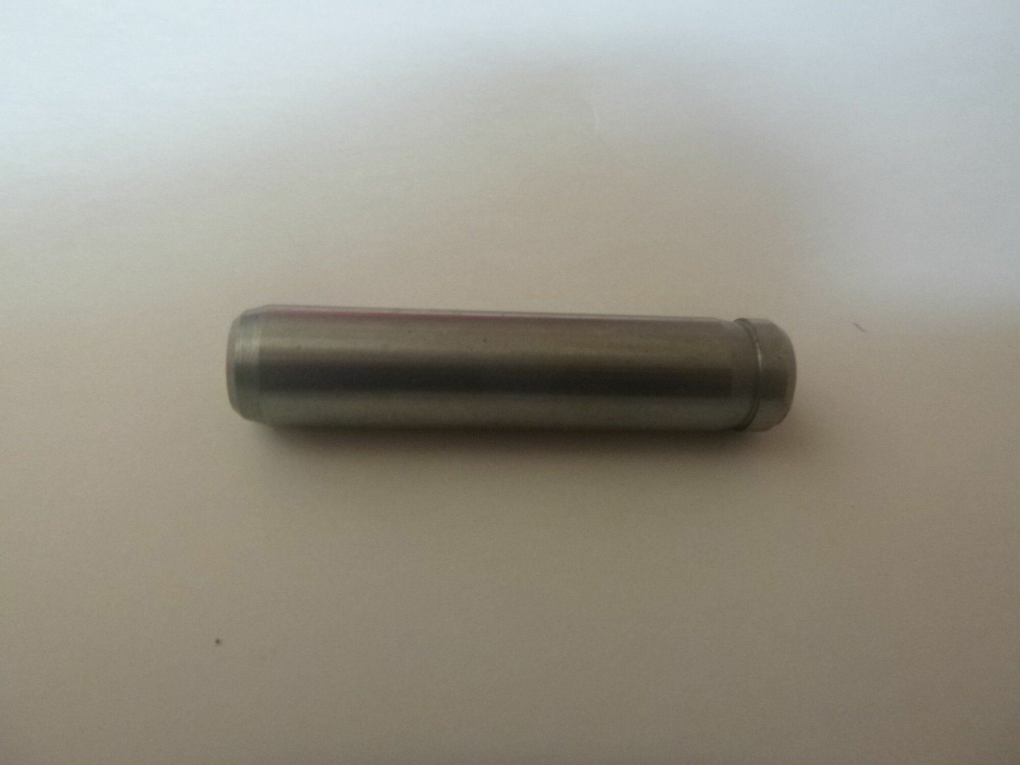 Направляющая выпускного клапана Tiggo 2,4 (SMD364740)