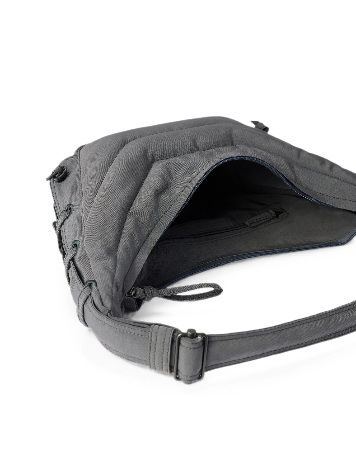 Сумка LEMAIRE Small Soft Game bag in nylon canvas — фото 1