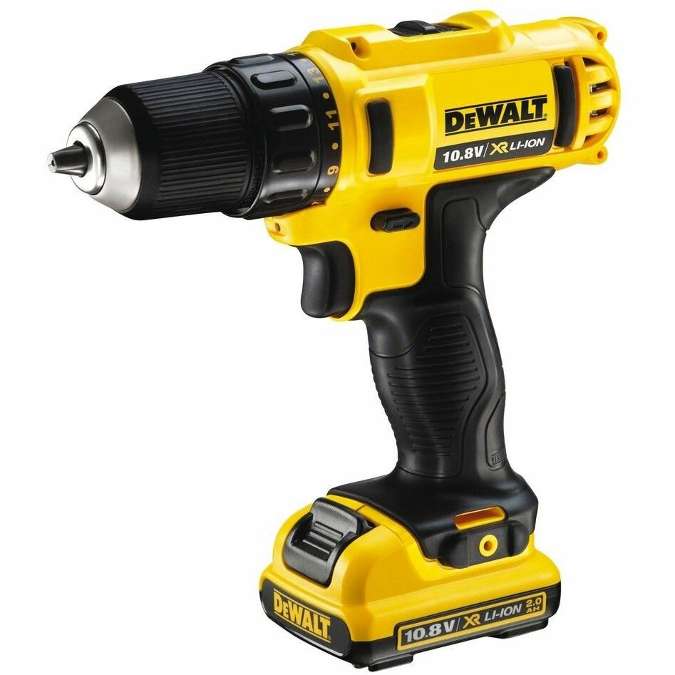 Дрель DeWALT DCD710D2