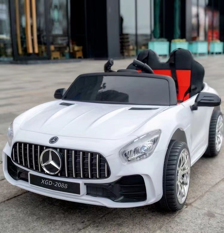 Детский электромобиль Mercedes-Benz AMG GT, двухместный, с дистанционным управлением и обучающей музыкой