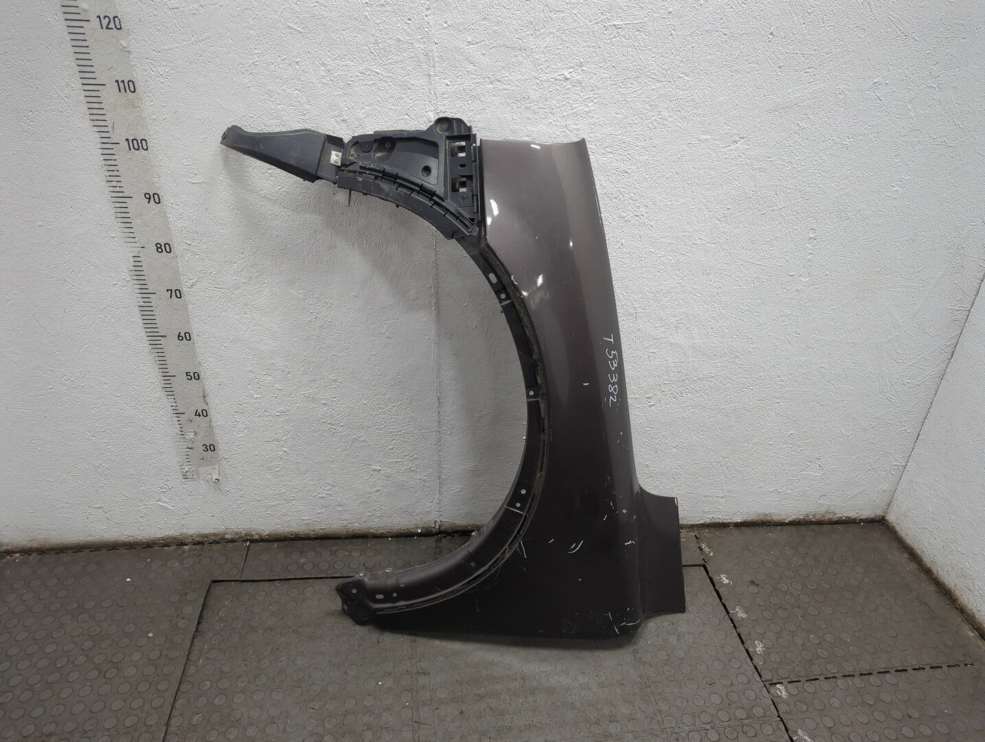 Крыло левое переднее Volvo XC90 Б/У