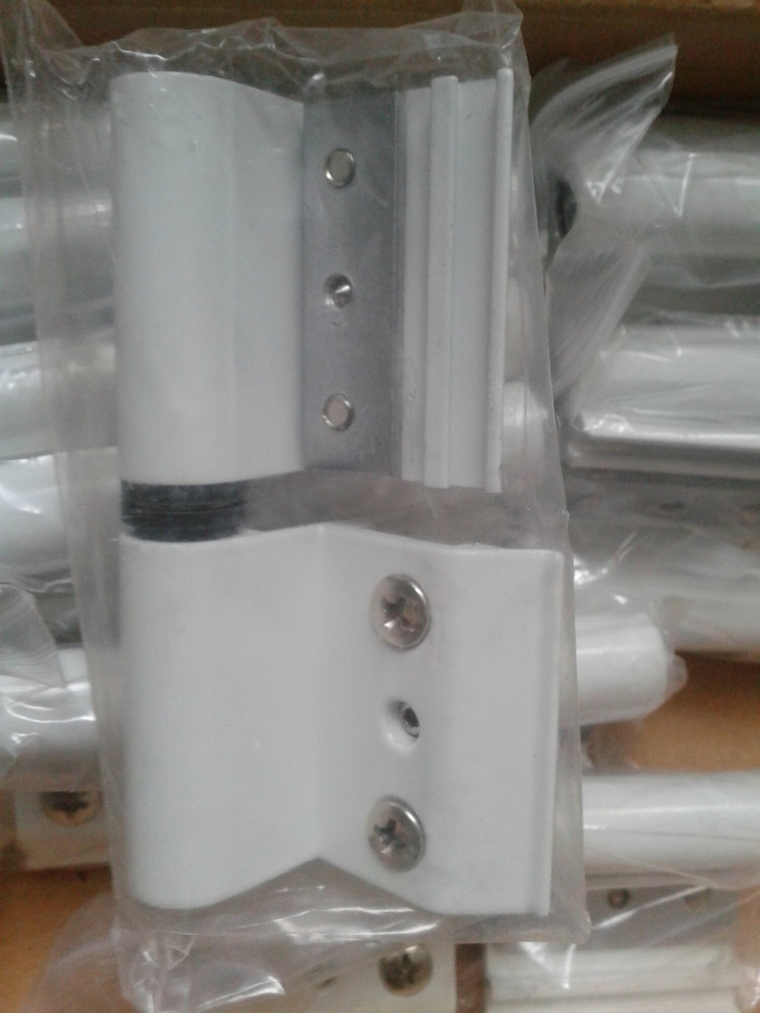 Петля для профиля Provedal бел.