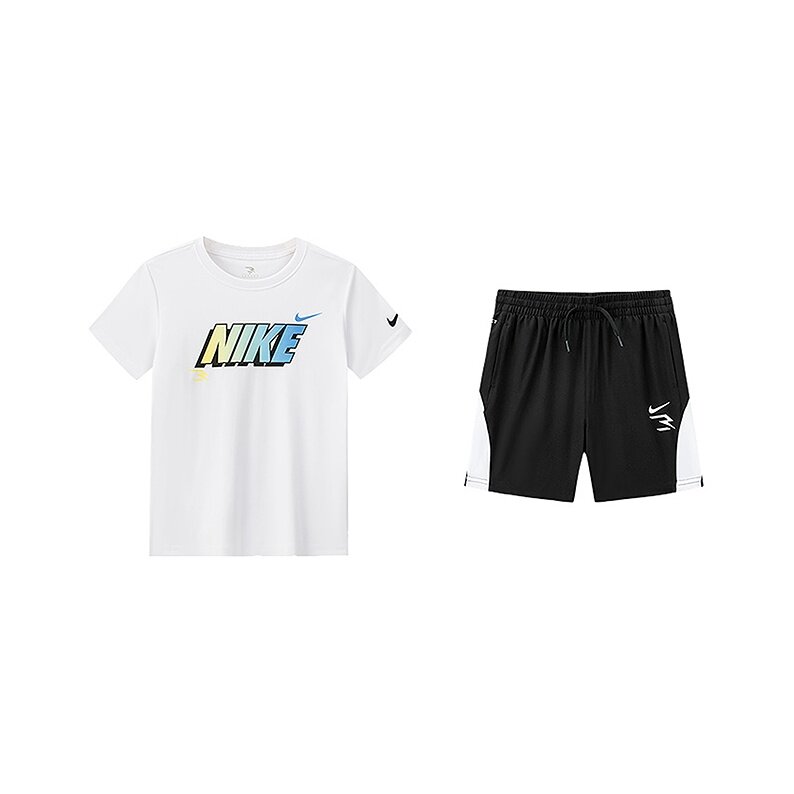 Комплект одежды