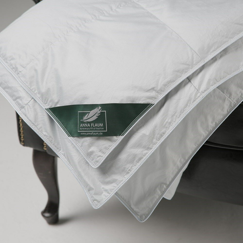 FLAUM FRUHLING 200х220 Одеяло пуховое всесезонное