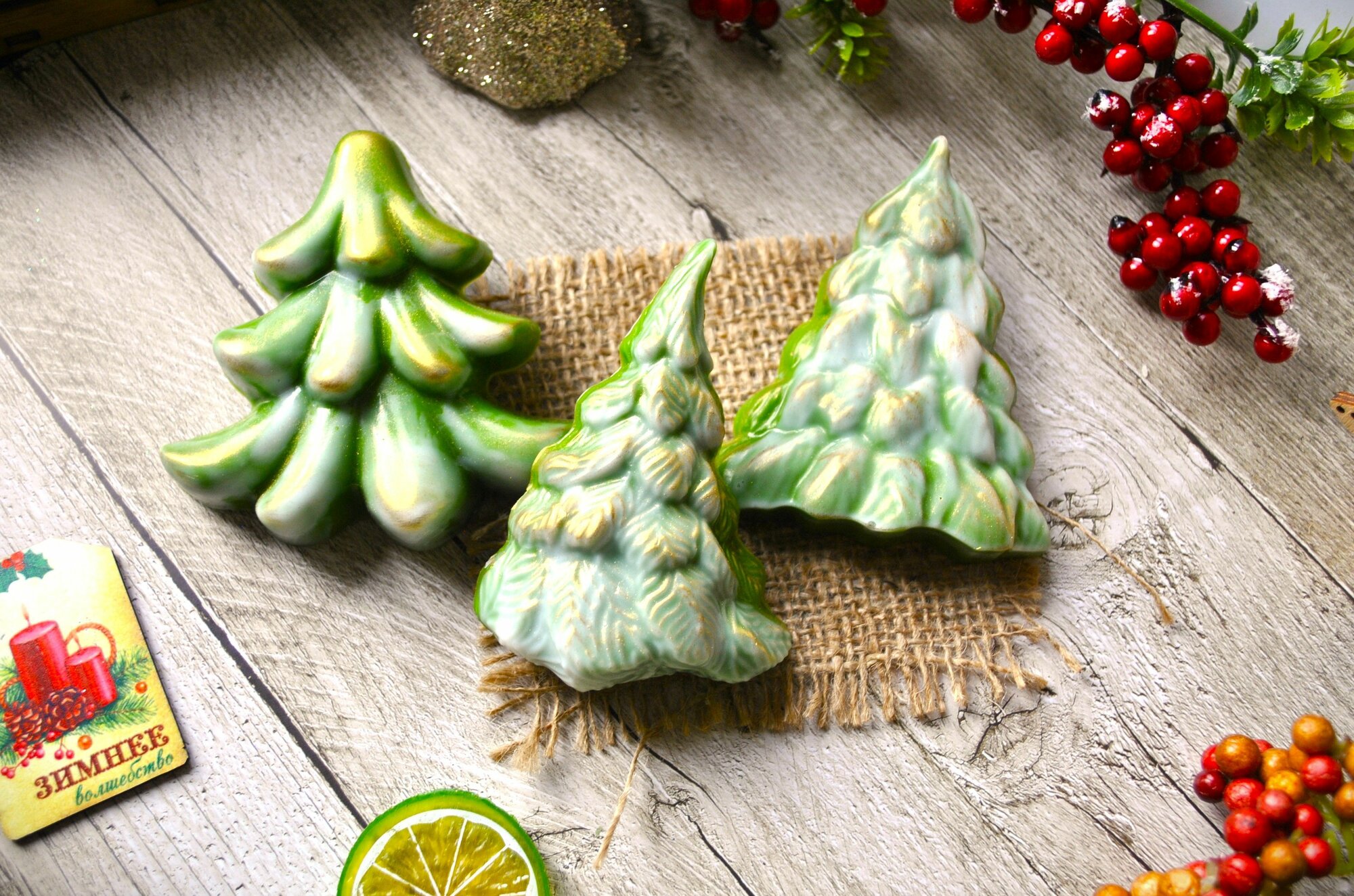 Набор пластиковых новогодних форм для мыла-3 шт.