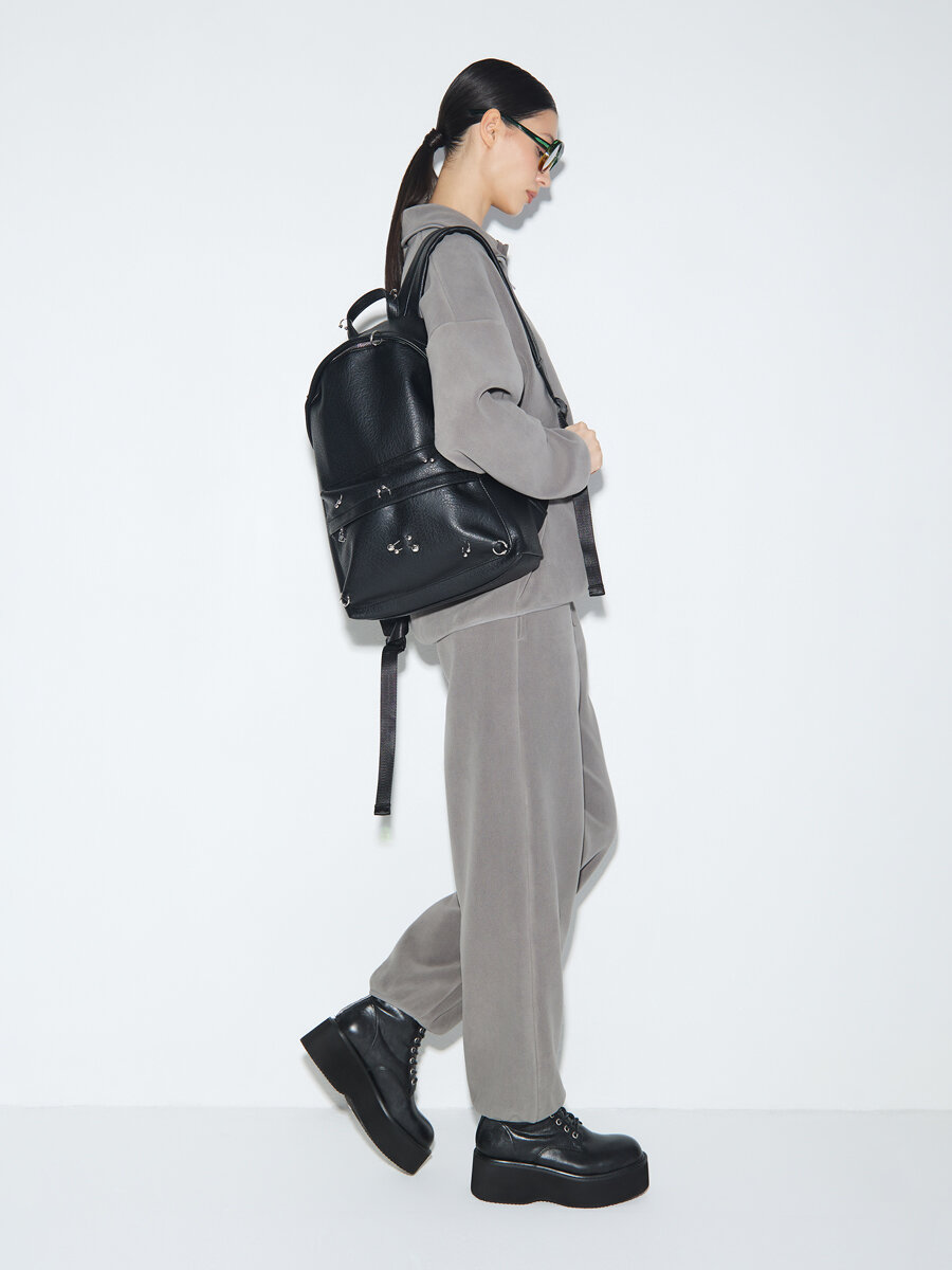 Рюкзак пирсинг с кольцами