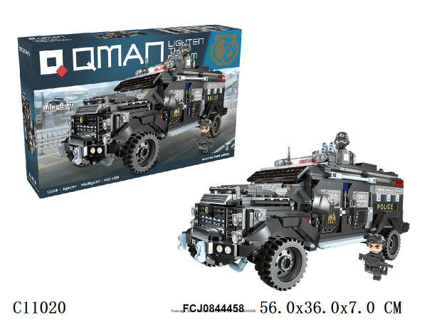 Конструктор Qman 11020 Техника Бронированная машина 1250 дет.
