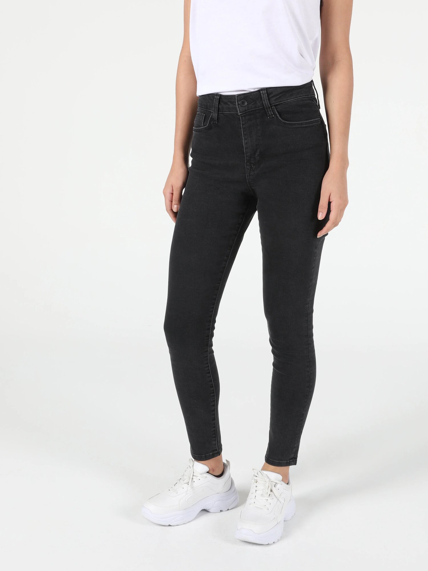 Джинсы 760 DIANA Super Slim Fit 