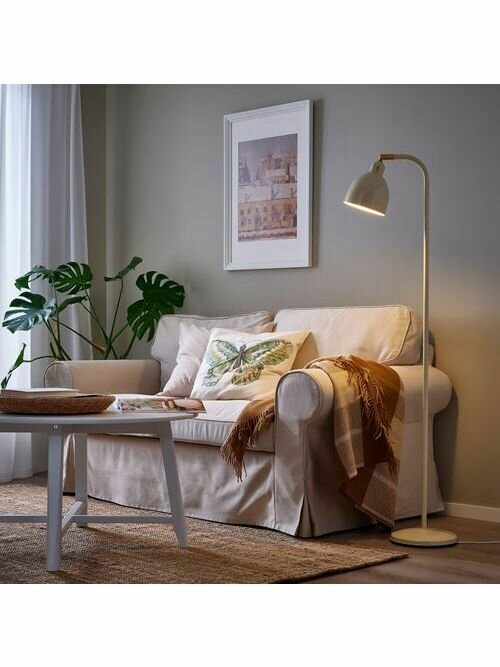 Напольный светильник