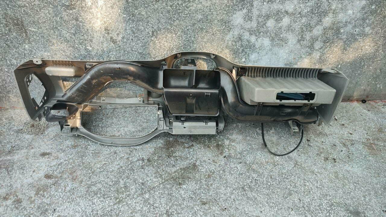 Торпедо Renault Symbol рест. 2005