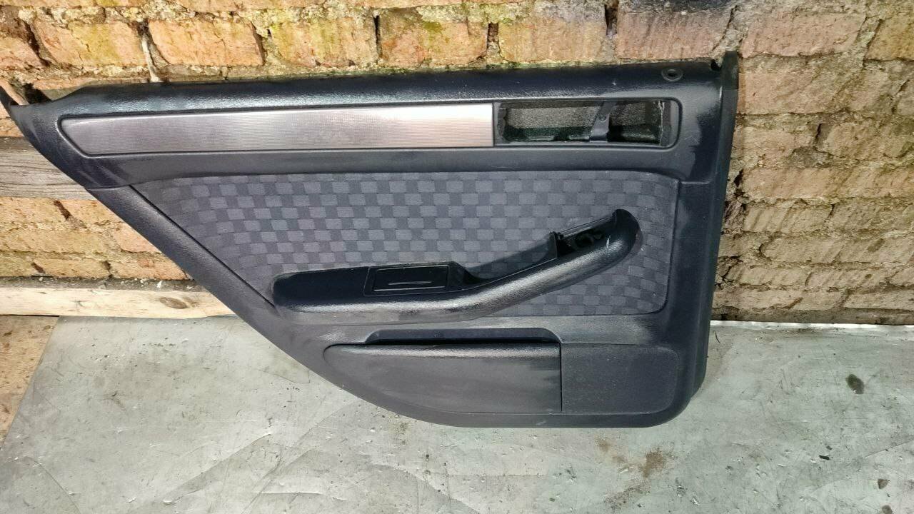 Обшивка двери задней левой Audi A6 Allroad C5 (2000 - 2006) 4B0867303