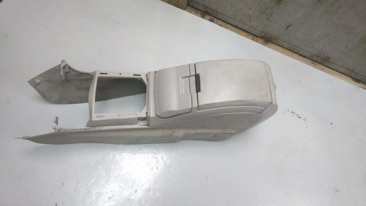 Консоль центральная Chrysler Pacifica CS (2003 - 2008) 0YV091L2AE