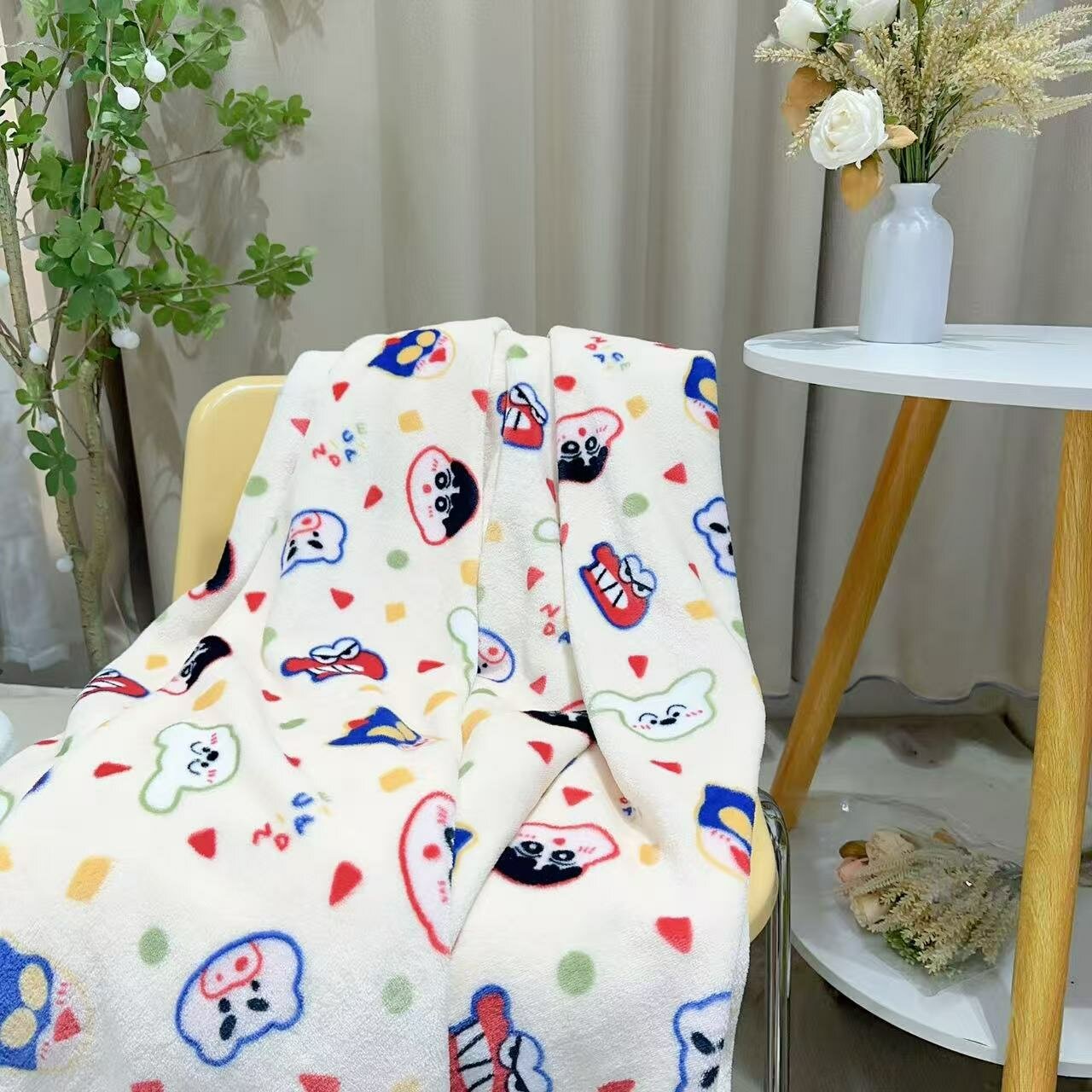 Плед Miniso с мультяшным рисунком, теплый осенне-зимний плед, портативный плед для сна в общежитии, плед для дивана, 120*180 см.