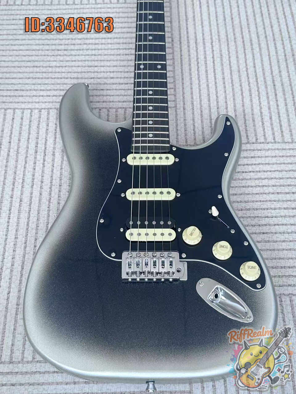 Электрогитара Stratocaster Black & White — фото 1