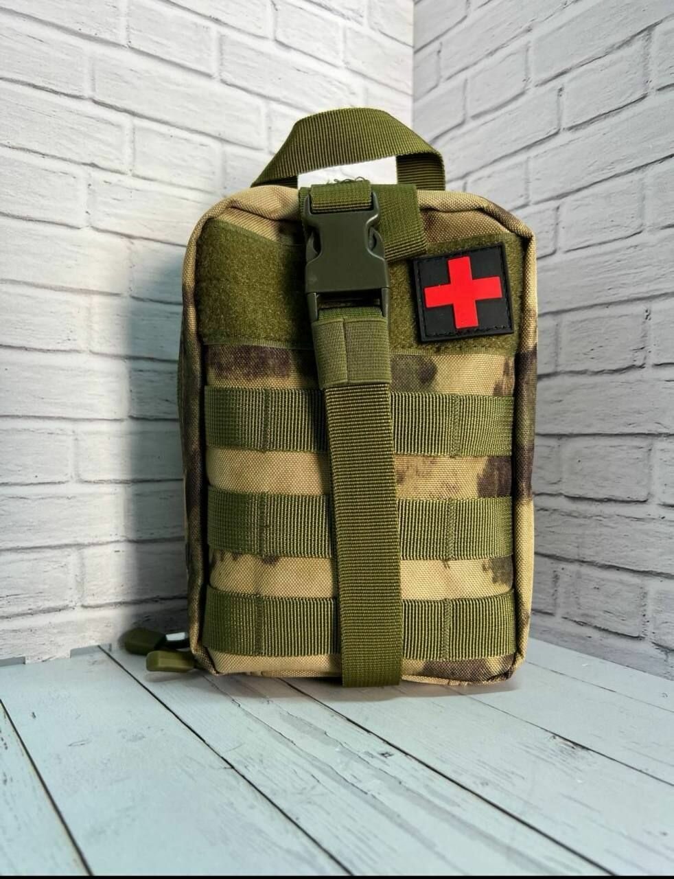 Укомплектованная тактическая аптечка / мох
