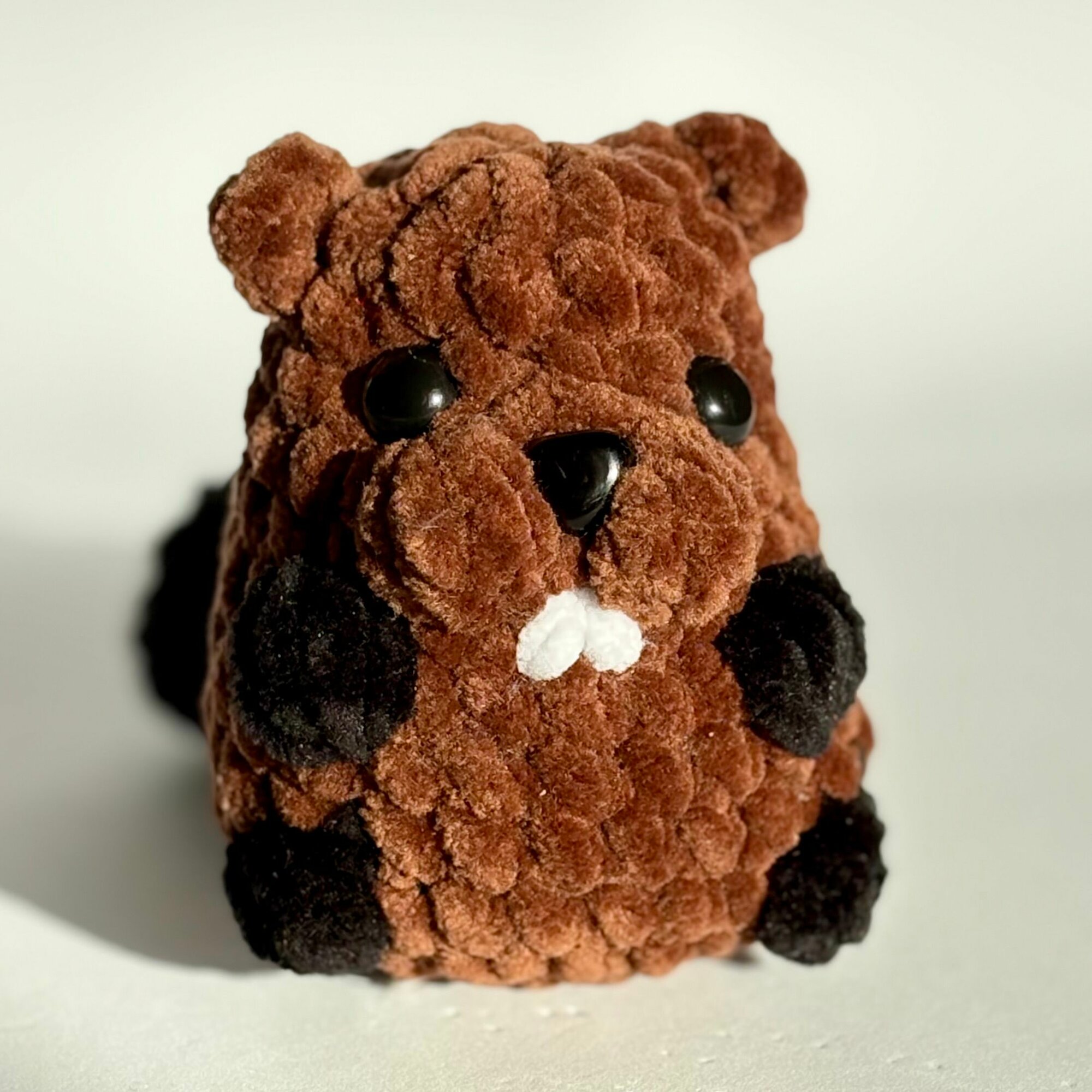 Мягкая фигурка брелок антистресс Бобер коричневый , 8 см