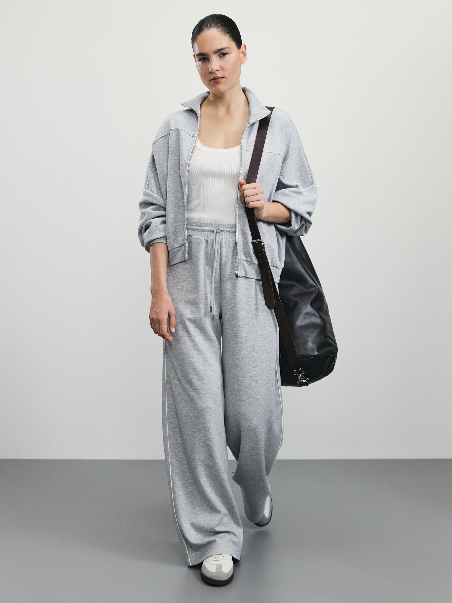 Брюки трубы