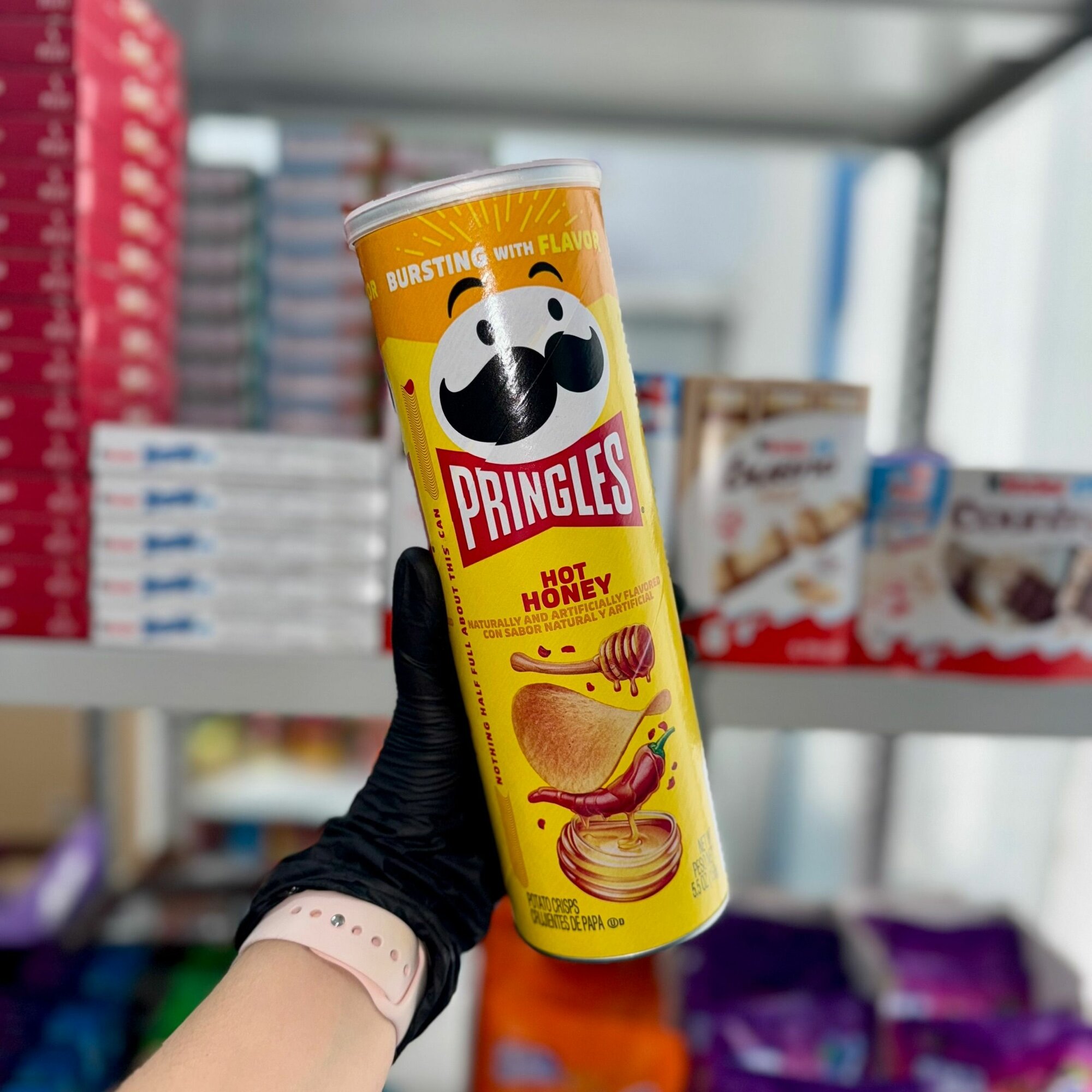 Картофельные чипсы Pringles Hot Honey/Принглс Острый Мед 158 гр.