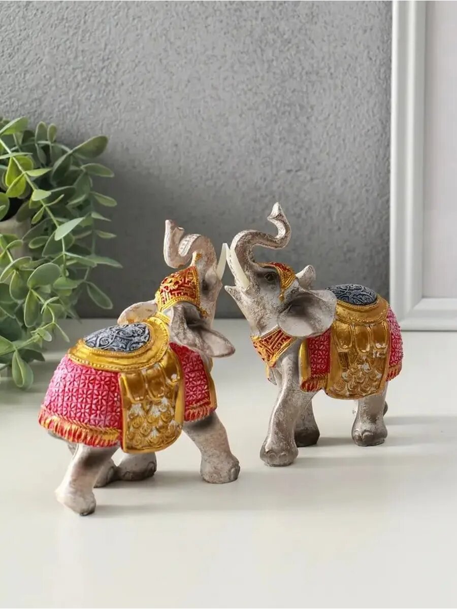 Элегантный набор слонов из полистоуна для интерьера