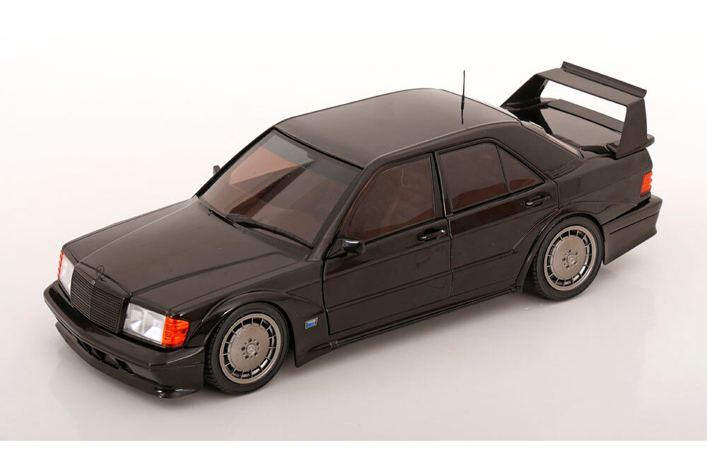 Модель коллекционная SOLIDO Mercedes 190 W201 evo ii 1990 black