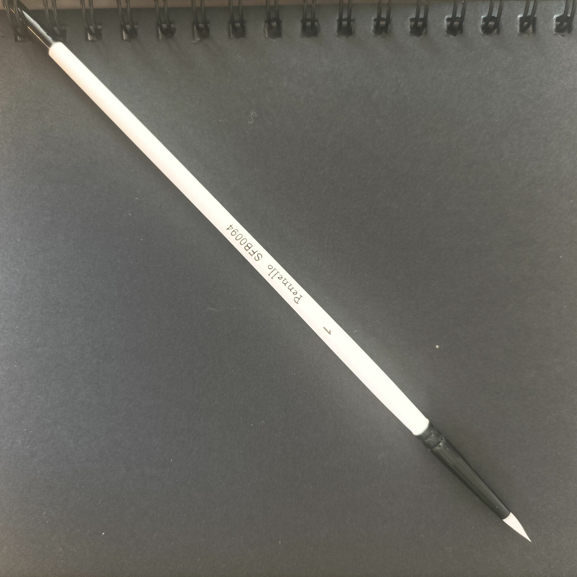 Кисть синтетика жесткая Pennelo круглая N 1 короткая ручка