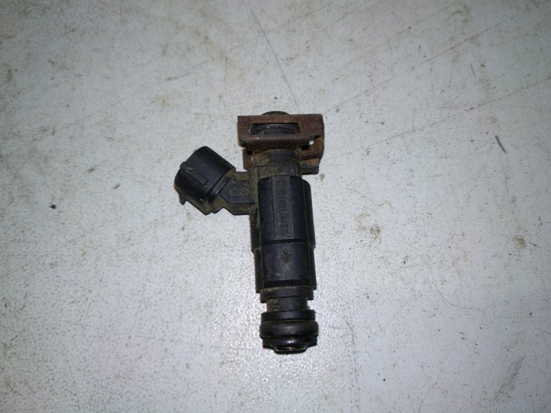 Б/У Форсунка топливная 1.5Л G4EC Hyundai Accent 2 (тагаз) 2000-б/у , Хундай Акцент Форсунка топливная Hyundai Accent 2000-201...