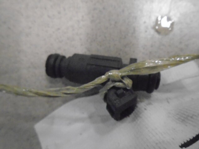 Форсунка инжекторная от Chery Amulet A15 2006-2012