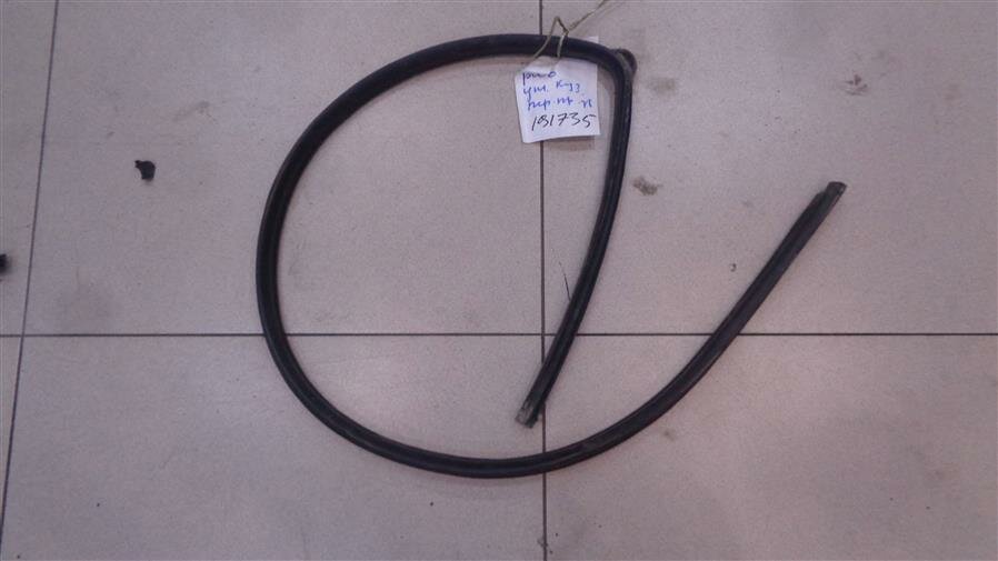 Уплотнитель проема двери передний правый от Kia Rio 2000-2005