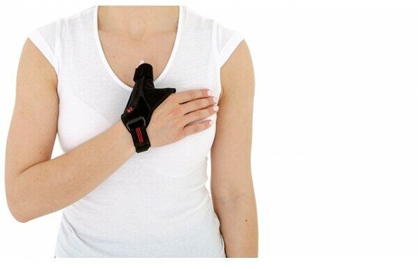 Ортез на большой палец правой руки Reh4Mat Dito 4 Am-d-04, размер M