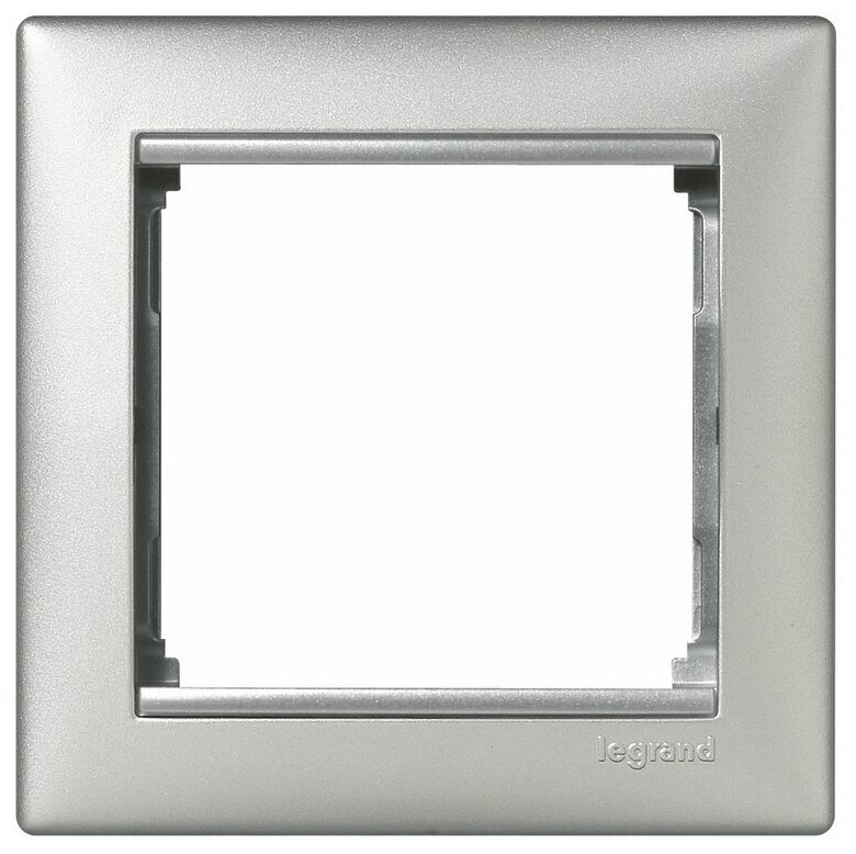 Legrand (Легранд) Рамка цвета алюминий, Valena 770151