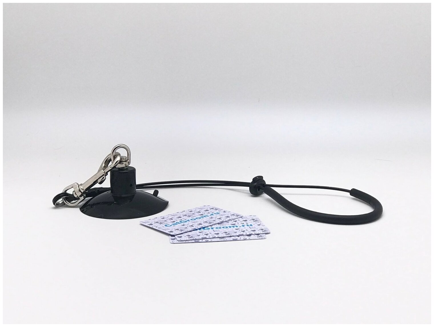 Присоска-привязь с воводком для купания животных